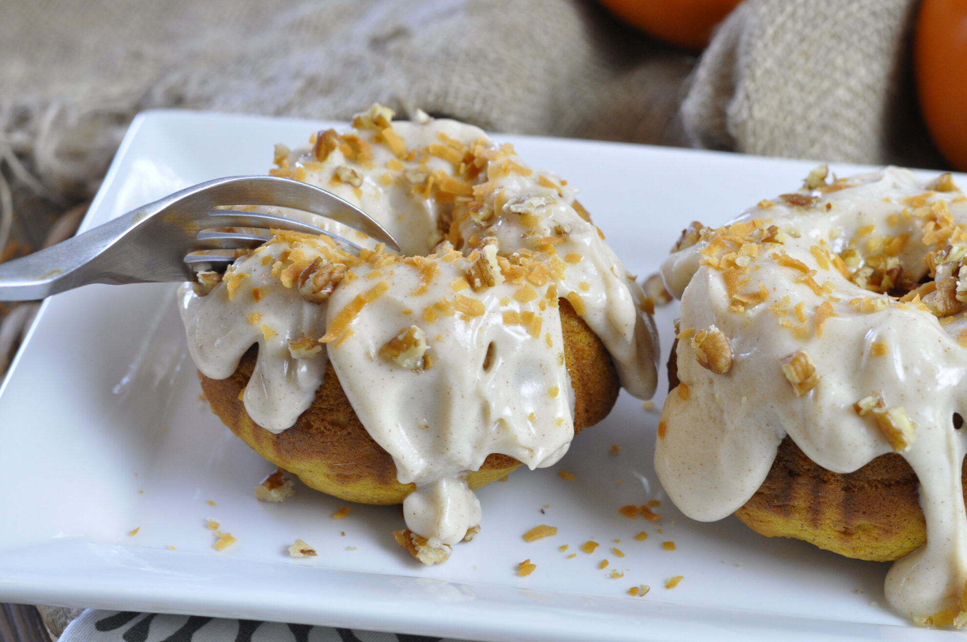 Pumpkin Spice Rum Cake with Boozy Cream Cheese Icing | Couple in the ...