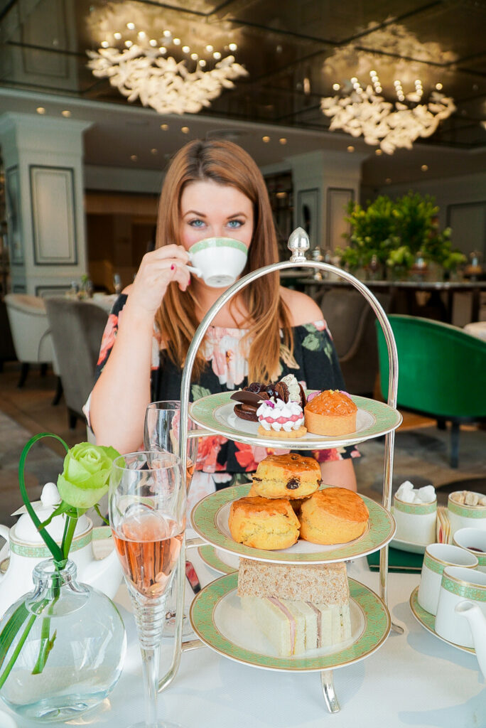 Traditional London Food + The Best Restaurants in London | Couple in ...