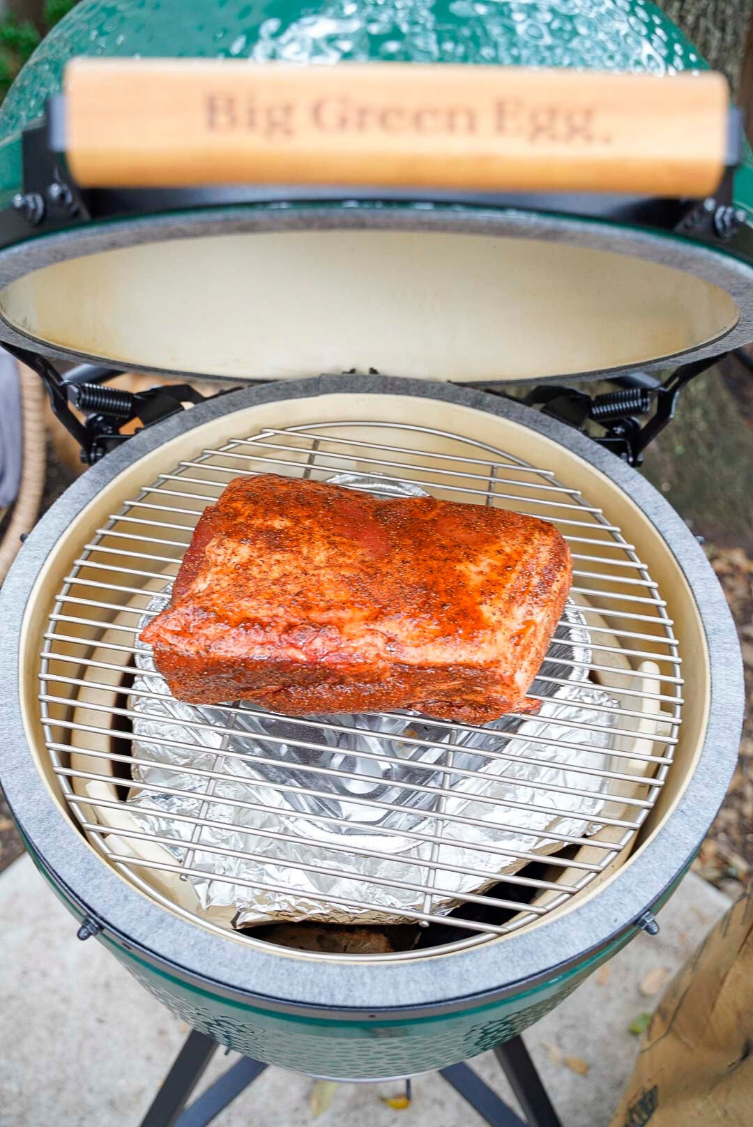 5 Tips for a Perfect Big Green Egg Pork Butt | Couple in the Kitchen