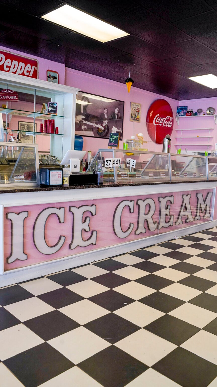 43 Things to do in Lubbock for Couples | Couple in the Kitchen