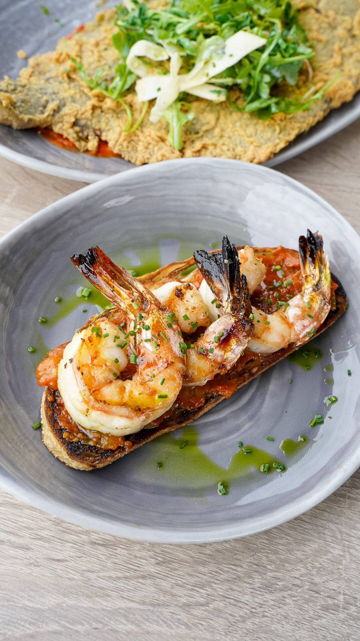 The Best Places for Seafood in Gulf Shores, Alabama | Couple in the Kitchen