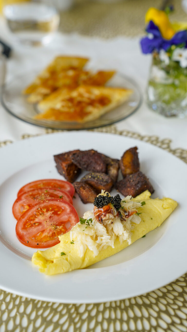 Where to Eat in Juneau: The Top Restaurants and Foods | Couple in the ...